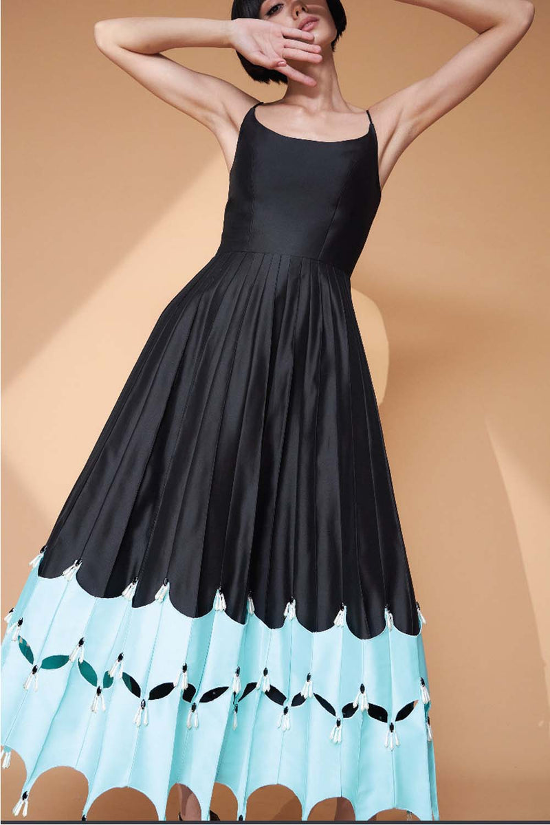 SS25 :: LOOK 25 – Tube Gallery